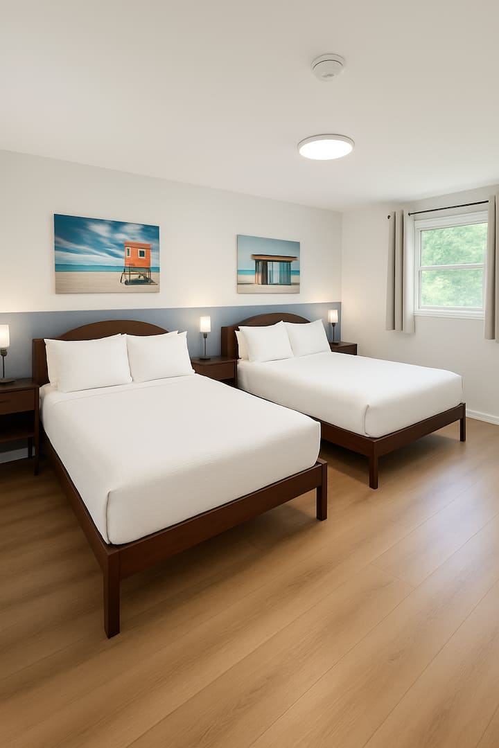 Pet Friendly Double Room | Sun & Sand Port Austin - Port Austin, MI