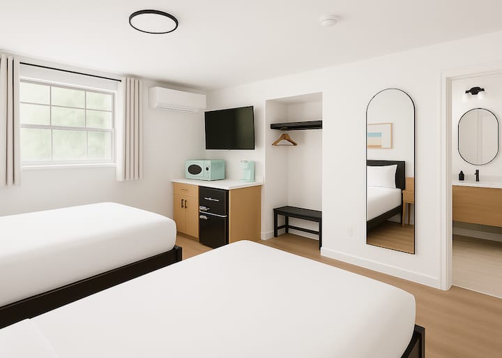 Sun & Sand Resort - Double Queen - Port Austin, MI