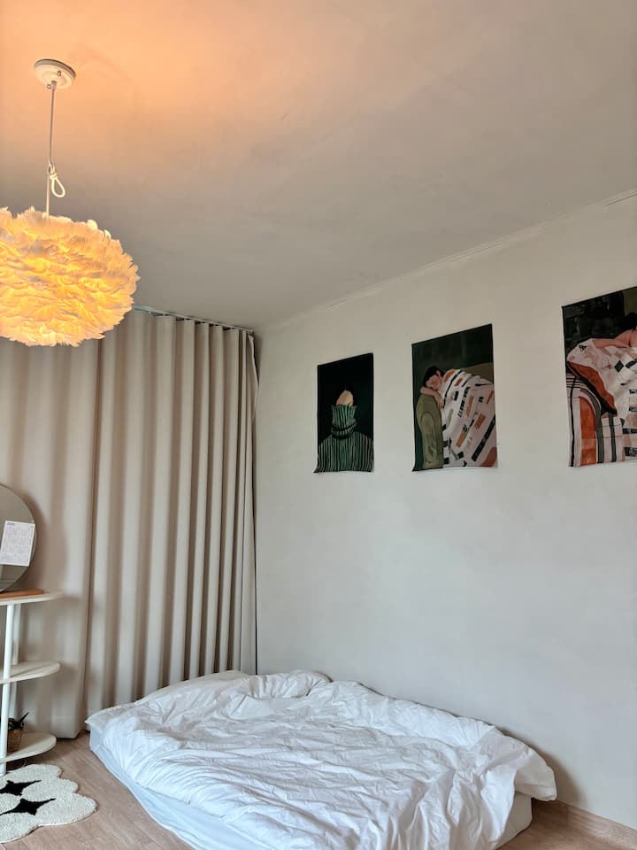 Spacious And Beautiful Interior - Daegu