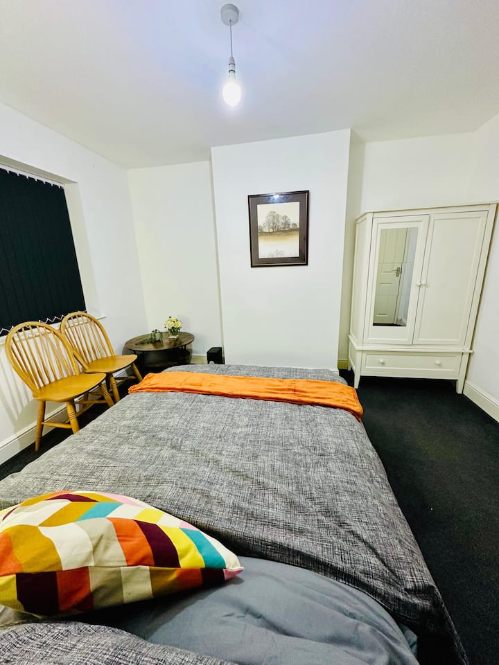Cozy Room Free Wi-fi & Parking - Leicester