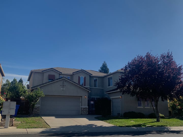 Nice Big House Elk Grove Near Sky River Casino - Elk Grove