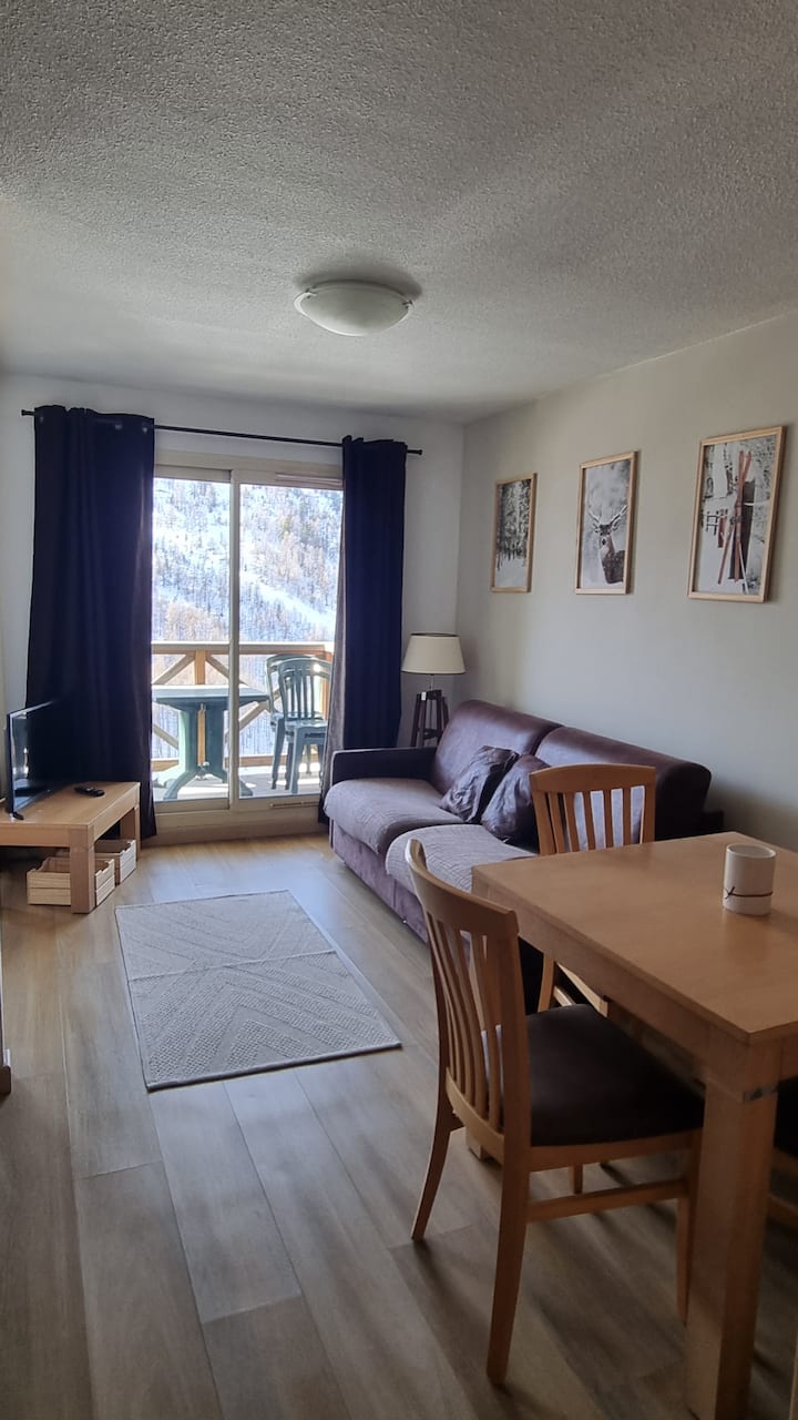 T2, Proche Centre, Parking Privé - Isola