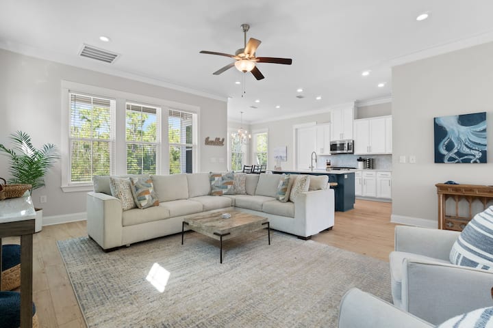 Bama Breeze At Summer Salt: High-end, Walk2beach! - Orange Beach, AL