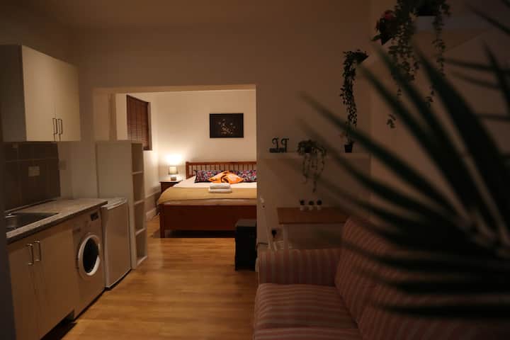Cozy Flat In Hammersmith - アールズ・コート