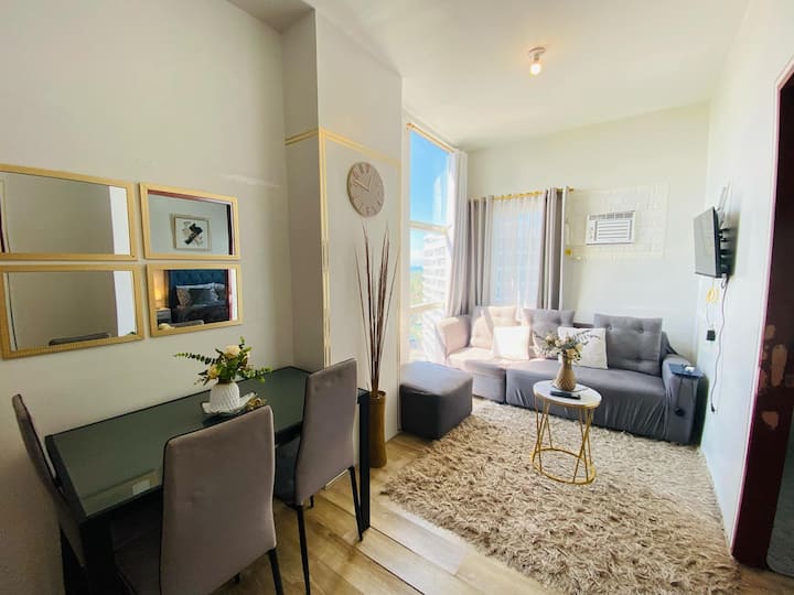 Qell's Staycation - Bacolod