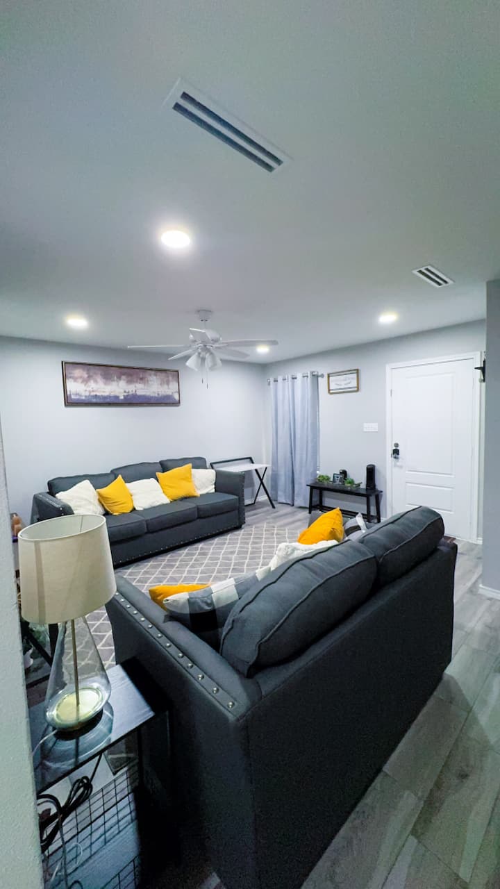 New Home In The Heart Of Brownsville, Tx. - Brownsville, TX