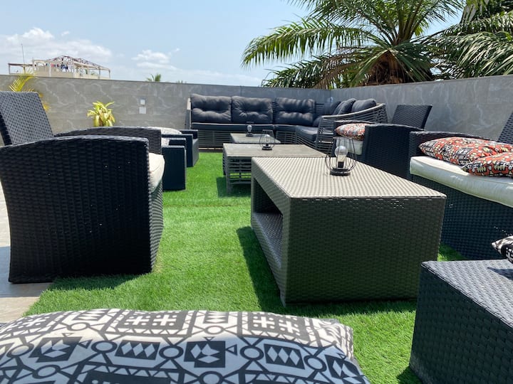 Maison T6 - Chic Avec Terrasses Et Piscine - Luanda