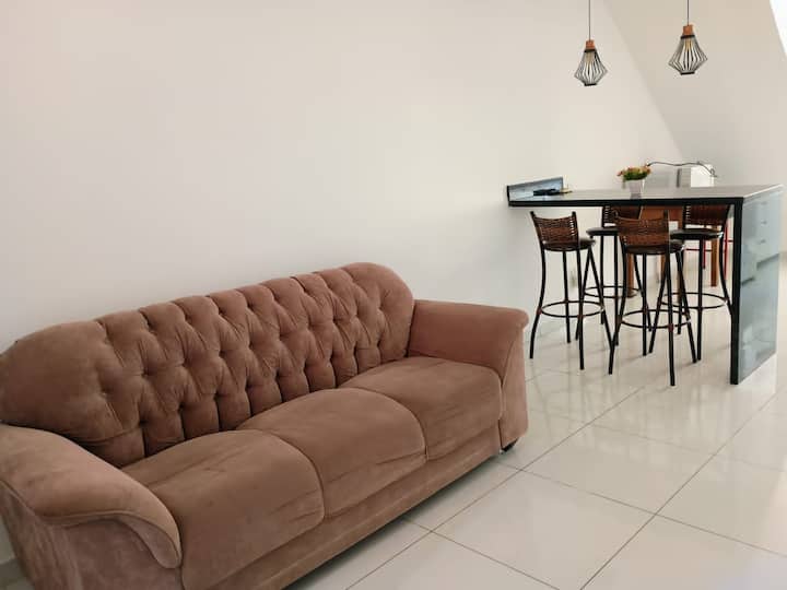 Casa Perto Da Praia Com 2 Ar E áRea De Churrasco. - Vila Velha