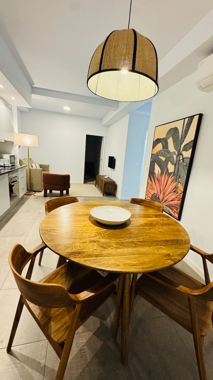 Apart. Almeida Garrett - 2d  910/al Centro Pdl - Ponta Delgada