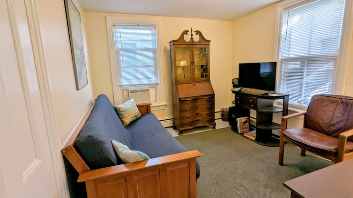 Great Rate! Walk To Ocean Grove Beach. Large Deck! - Belmar, NJ