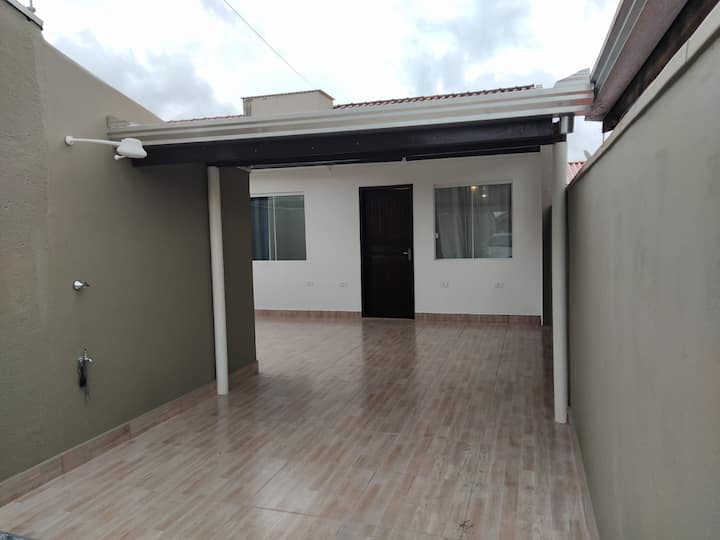 Casa Na Praia Balneário Ipanema, 2 Quartos, Wi-fi - Paranaguá