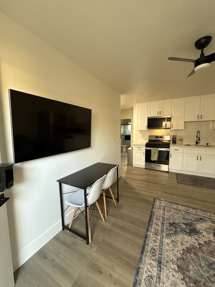 2b In The Heart Of Dt San Jose - San Jose, CA