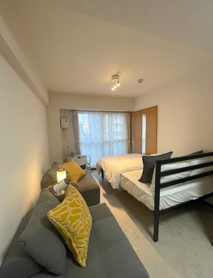 ヤント北大前　札幌駅2駅徒歩5分/セミダブルとソファベッド/wi-fi完備/北大、コンビニ徒歩2分 - Sapporo