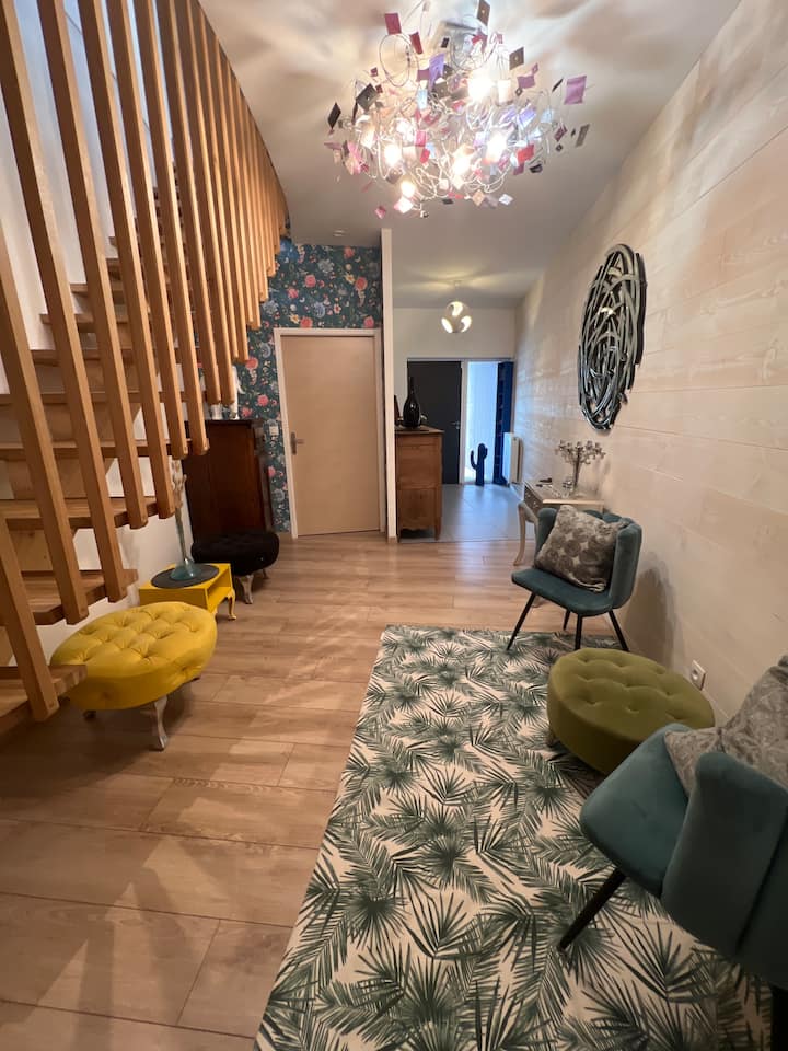 Idéal Groupe Parking Gratuit 2sdb Terrasse 3wc - Nord
