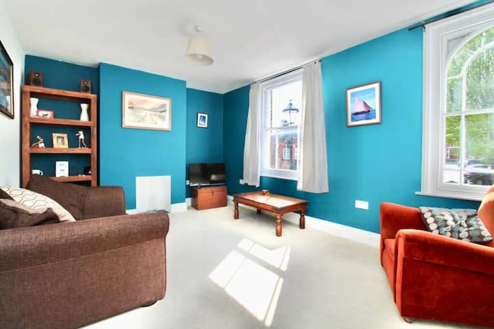 Charming Flat On High Street - Brockenhurst