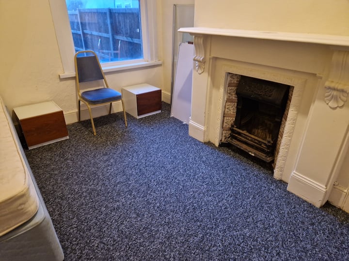 Spare Room - Maidstone - Maidstone
