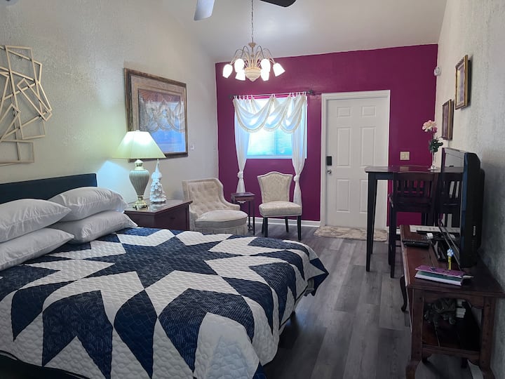 Perfect Little Place - Boynton Beach, FL
