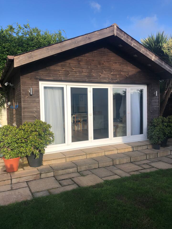 Nordic Style Cabin - Tenby
