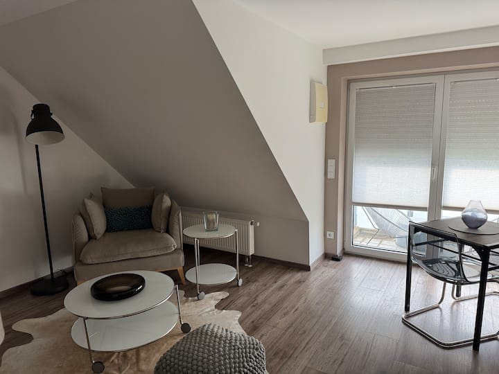 Voll Möblierte Dachgeschosswohnung In Hallbergmoos - Freising