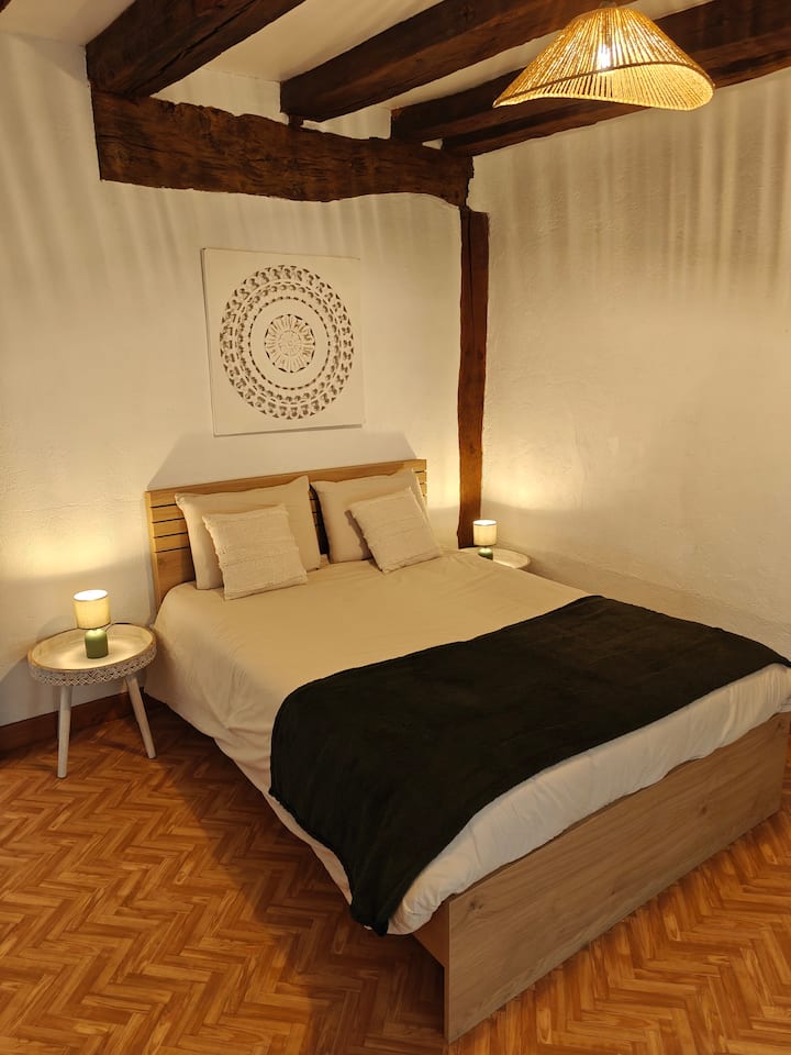 Magny-cours
Domaine De La Tour - Circuit de Nevers Magny-Cours