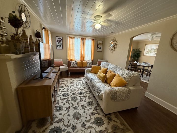 Peaceful Private Home Near Vsu, Down Town & Sgmc 2 - Valdosta, GA