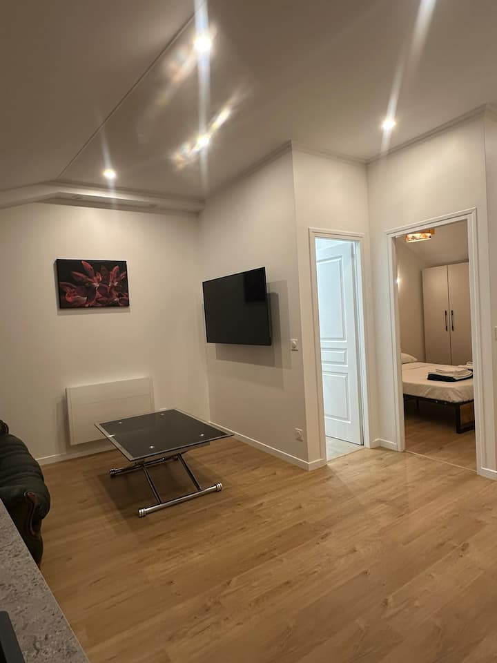 Location Studio - Albiez-Montrond