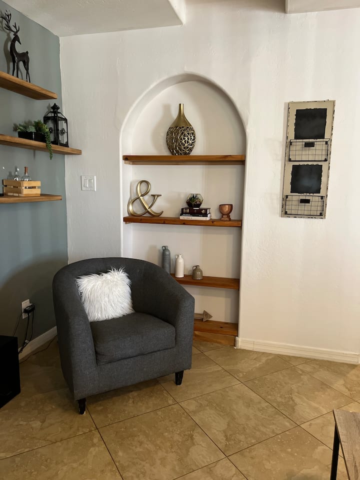 Cozy Charming 1 Bed - Avondale, AZ