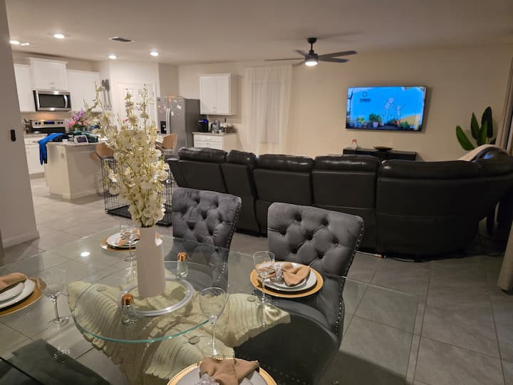 Oasis In Palm Bay! - Palm Bay