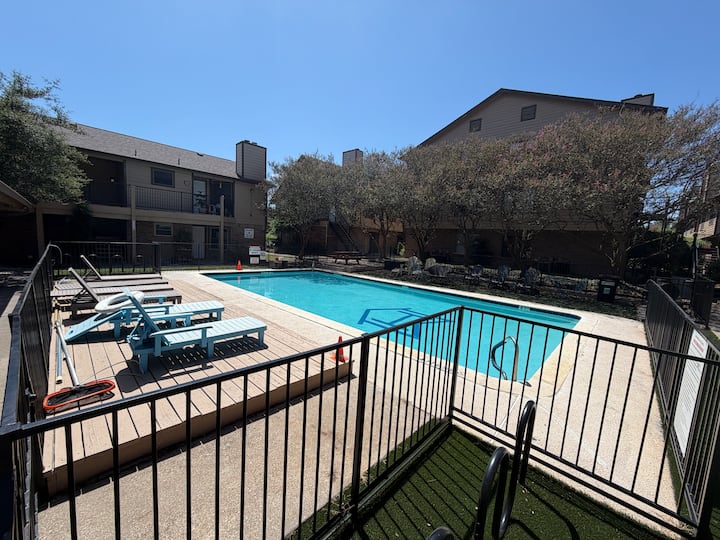 Your Austin Hq/the Little Condo - Austin