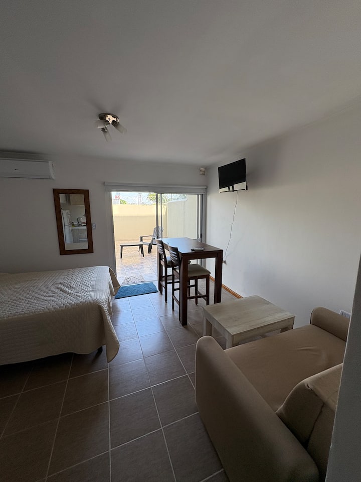Departamento Con Patio Seco N*1c - Paraná