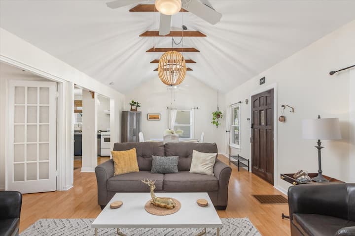 Walk To Town! Entire Home For 4 - St. Augustine