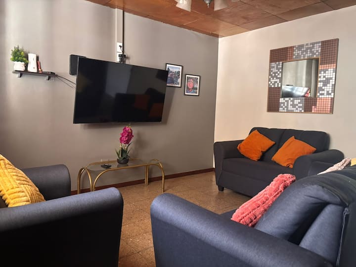 Residencia Completa En Antiguo Cuscatlan - San Salvador (El Salvador)