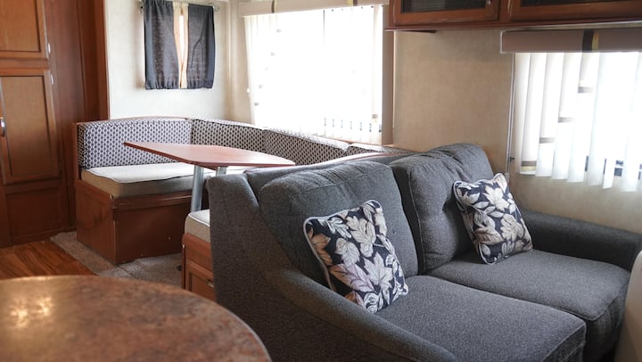 A Little Paradise On Earth Best Rv In Town. - Boynton Beach, FL