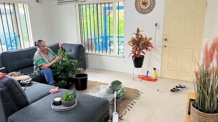 Primrose Guest House #1 Comfortable Fresh & Homely - Tonga