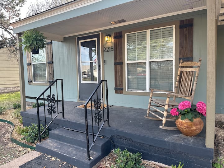 The Eyes Have It! 3 Bed, 1 Bath - Abilene, TX