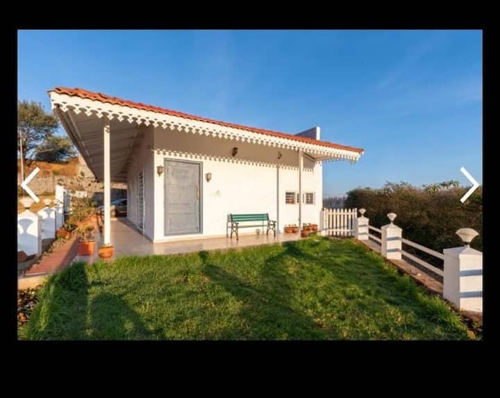 The Lake House Villa/ooty Boat House - Ooty