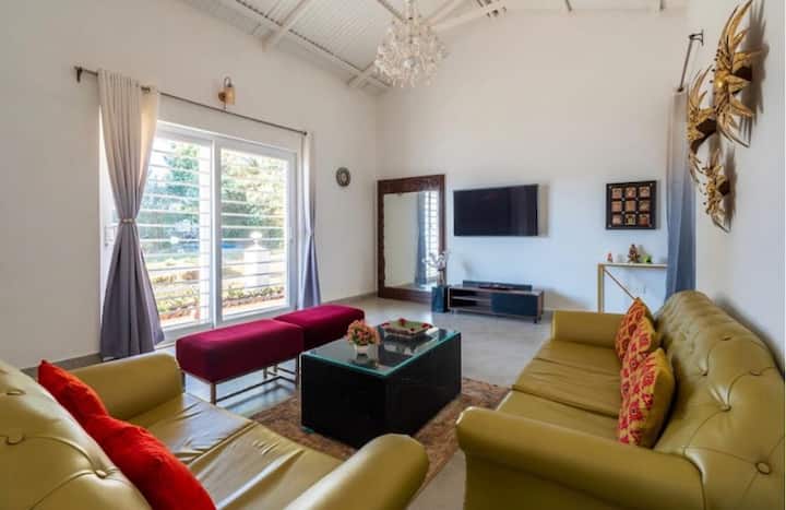 The Lake House Villa/ooty Boat House - Ooty