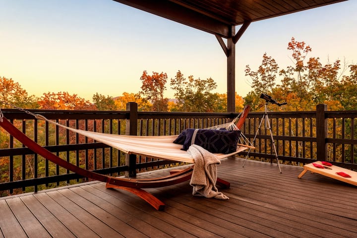 Open Skydeck With Spectacular View And Hot Tub - Douglas Lake, TN