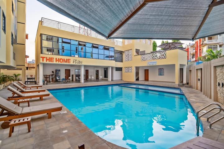 Elegant 2br Nyali Escape | Pool, Gym & Wifi - Mombasa