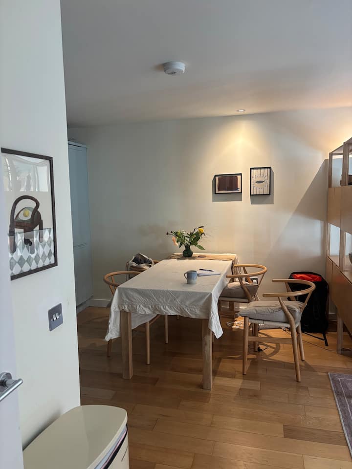 2 Bed, 2 Bath In The Centre Of Hackney! - England