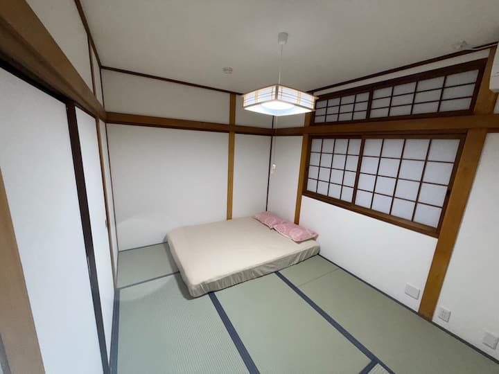 Usj7分火车直达,jr车站步行4分,关西国际机场難波道頓堀心斎橋新大阪京都奈良直达,每层有浴室厕所 - Osaka