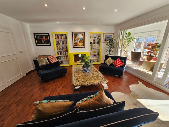 Begur Centre Apartment With Parking. New Listing - Sa Tuna