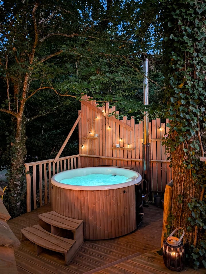 Cabane Tout Confort Avec Spa Privatif - Le Roc