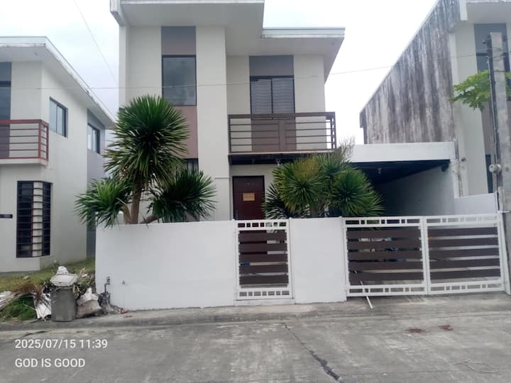 Vacation Home Near Bacolod City Center - Silay City