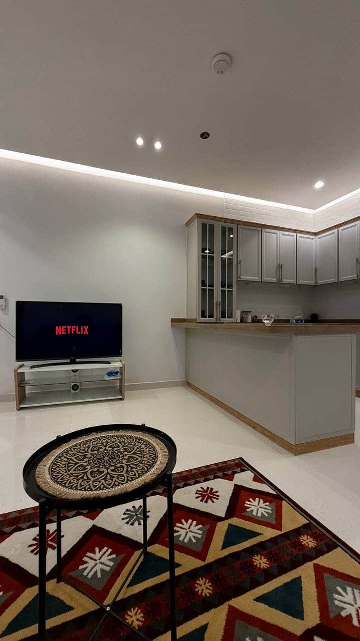 شقة مودرن انيقة قريبة من الحرم والمطار والقطار - Madinah