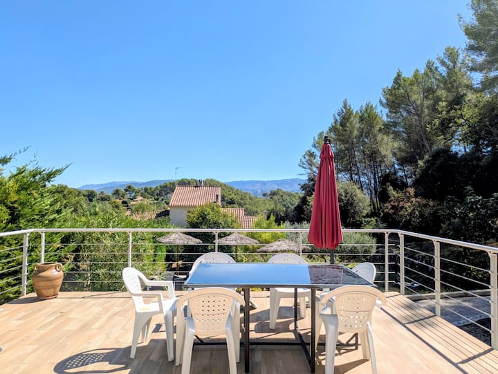 Le Soleil Levant. Jardin. Famille, Aix/calanques - La Bouilladisse