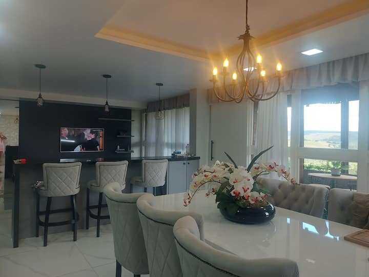 Casa Diferenciada Com Banheira E Vista Incrível - Bom Jardim da Serra