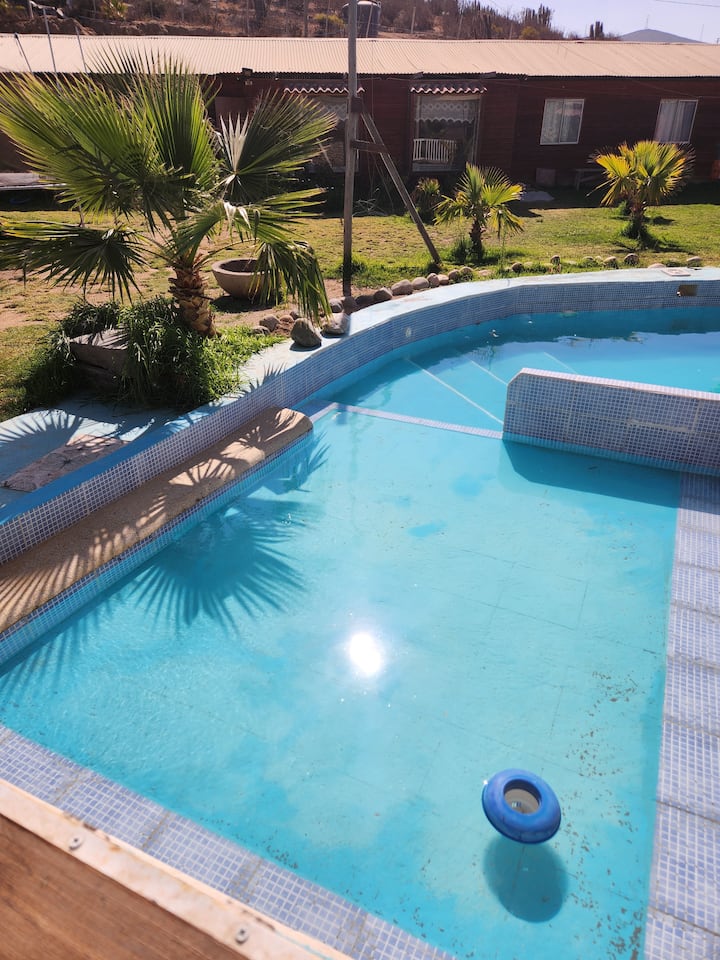 Cabaña Con Piscina Sector Rural - La Serena