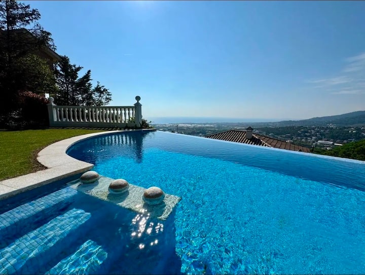 Barcelona Villa - Argentona