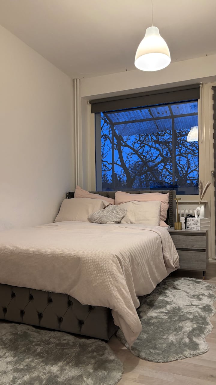 Gemütliches & Modernes Zimmer - Düsseldorf